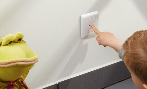 Surface, le nouveau standard de prises Mosaic™ - professionnel | Legrand