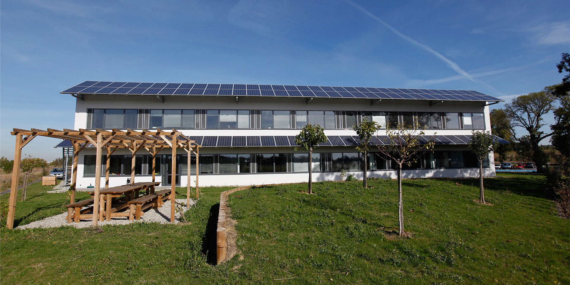 Performance énergétique – Gamba acoustique a choisi Legrand ...