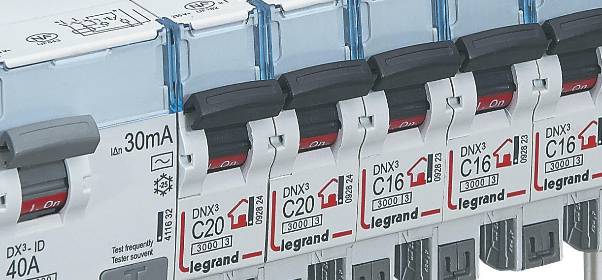 Quelles sont les causes de déclenchement d’un disjoncteur ...