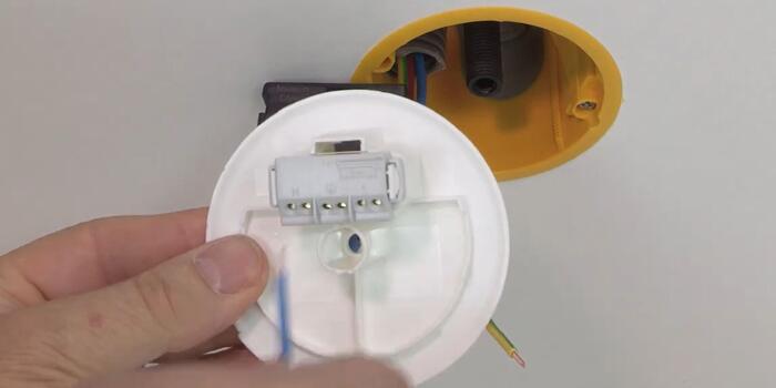 Comment câbler un micromodule sur un luminaire ? - particulier | Legrand